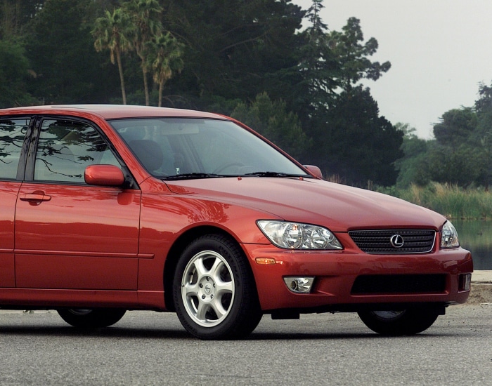 2001 Lexus IS